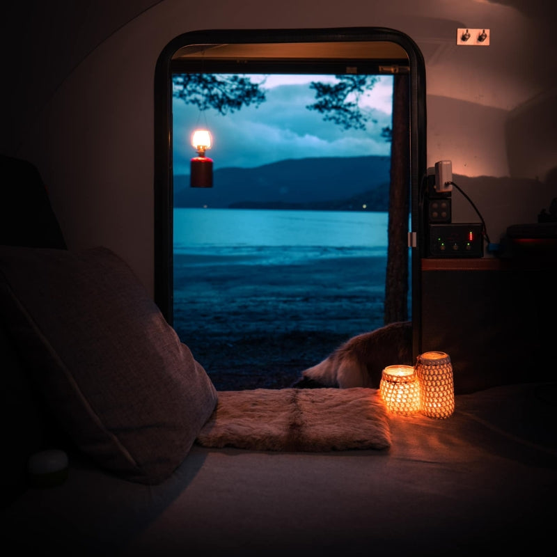 Rent a HeroCamper with Galileo Rooftop Tent (up to 5 people)